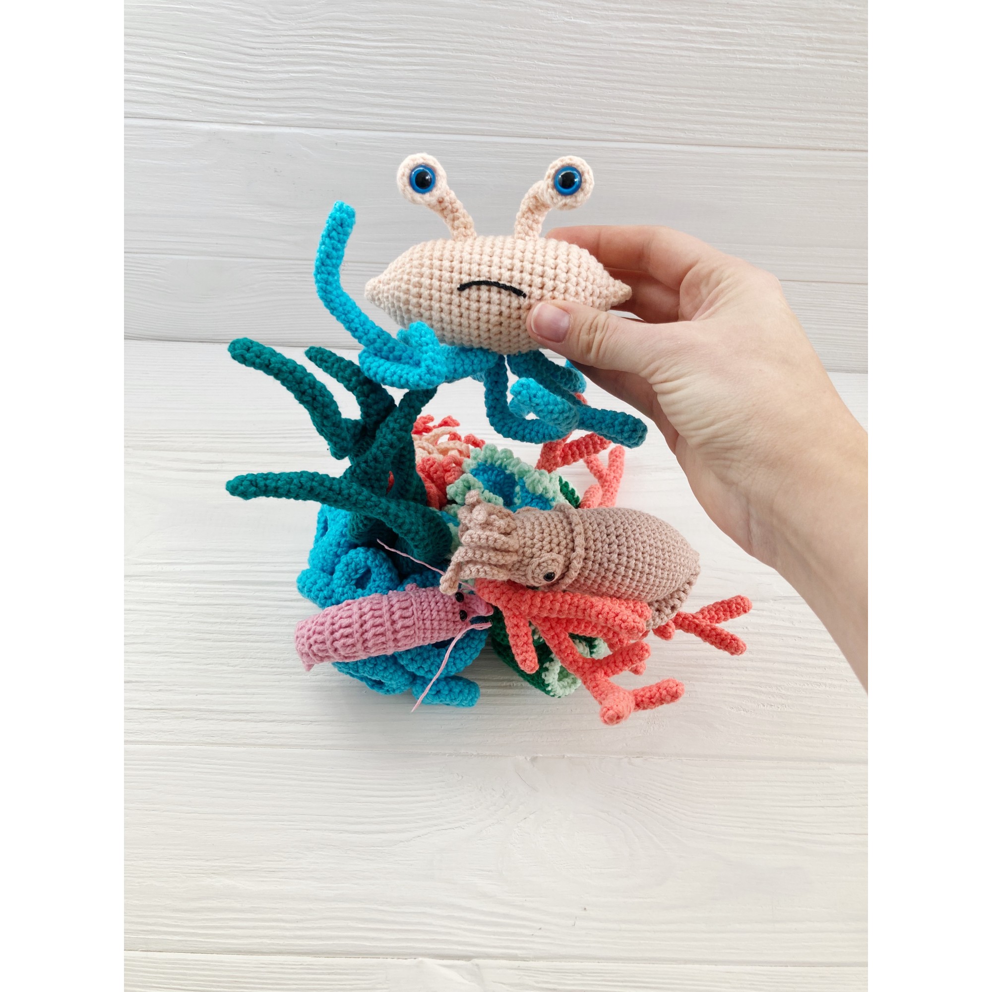 Sea creature stuffed animals, corals themed decoration