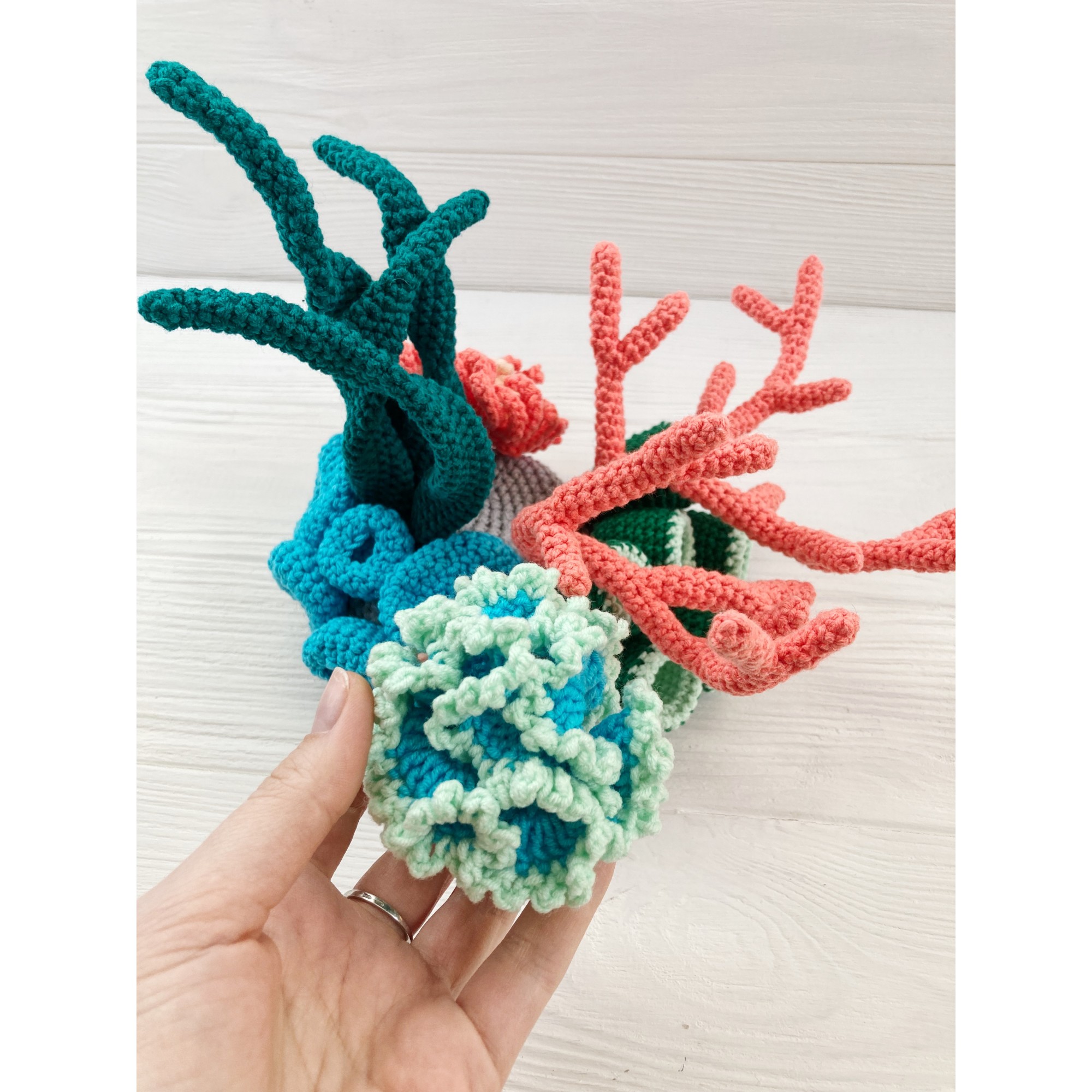 Sea creature stuffed animals, corals themed decoration
