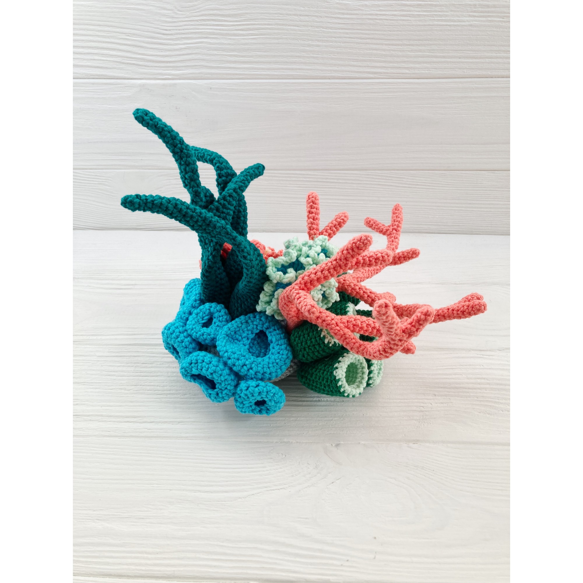 Sea creature stuffed animals, corals themed decoration